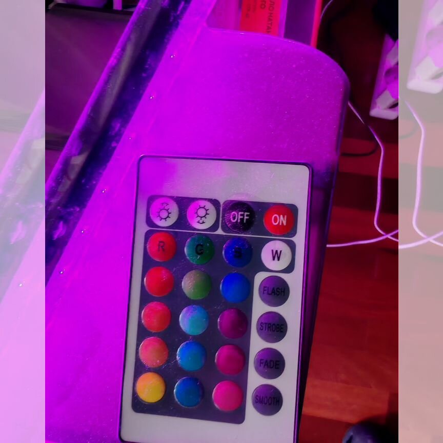 Светильник для аквариума с пультом ду. Цвет