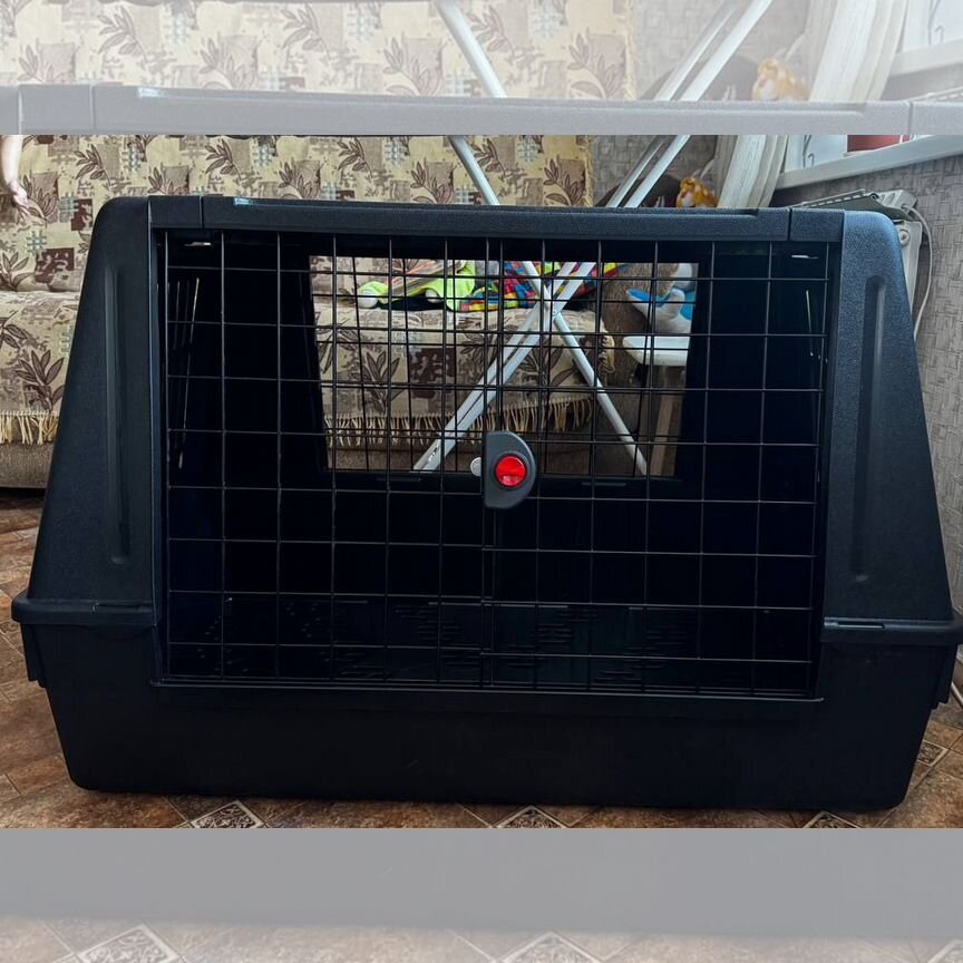 Переноска автомобильная для собак