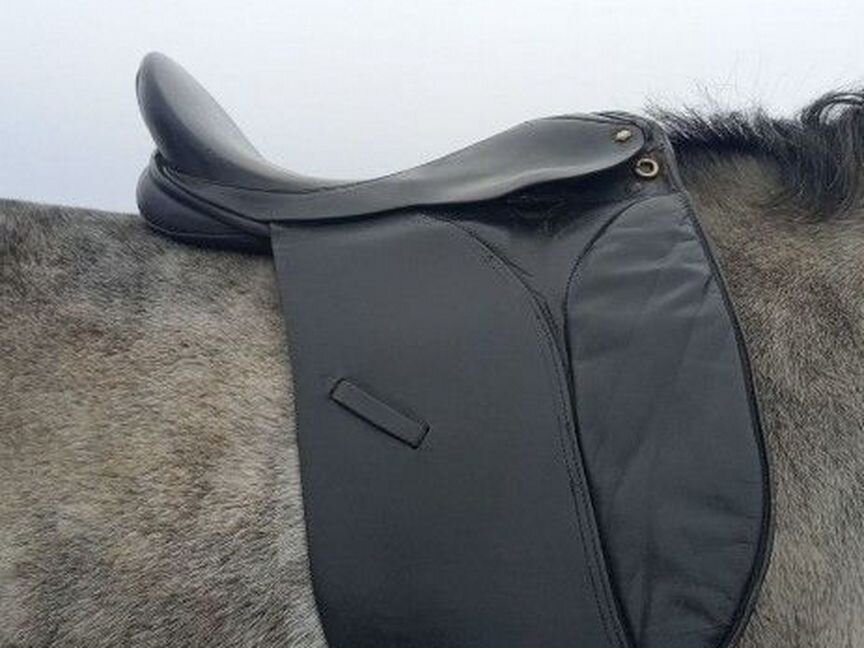 Седло для лошади