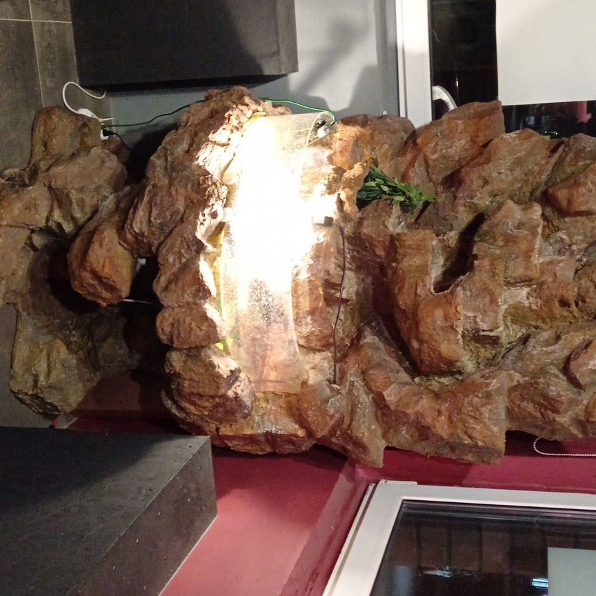 Аквариум / террариум интерьерный