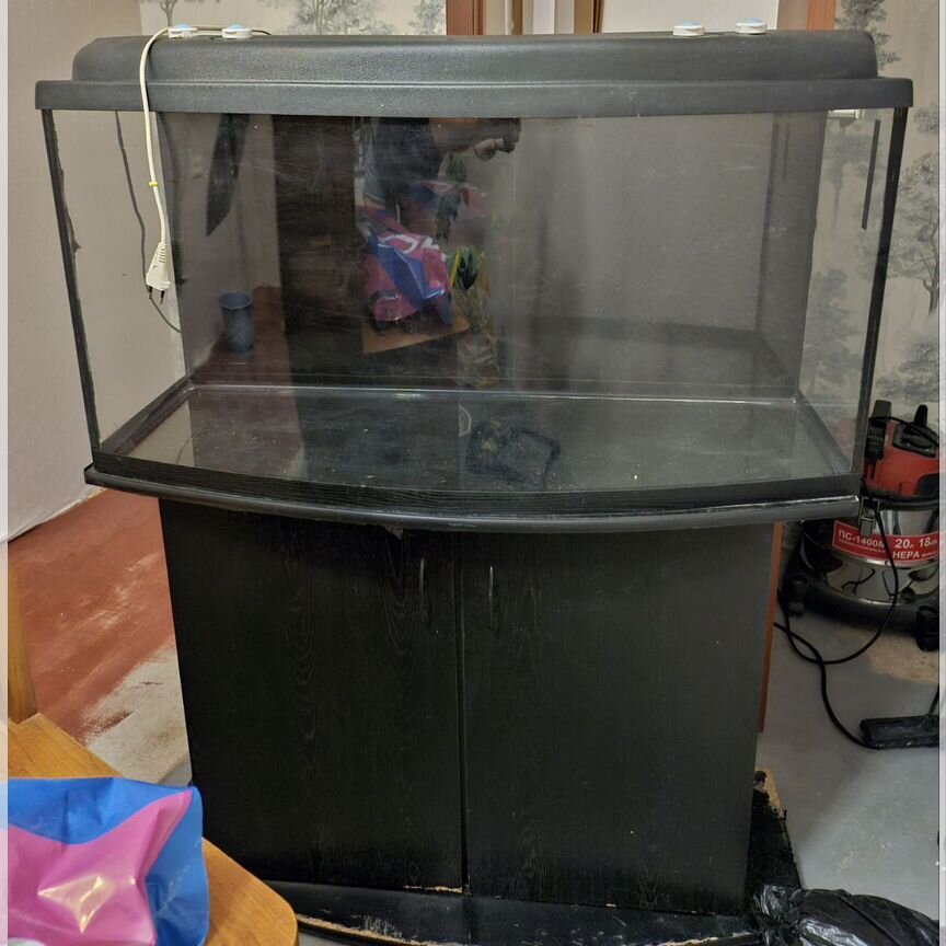 Аквариум с тумбой 180-200л