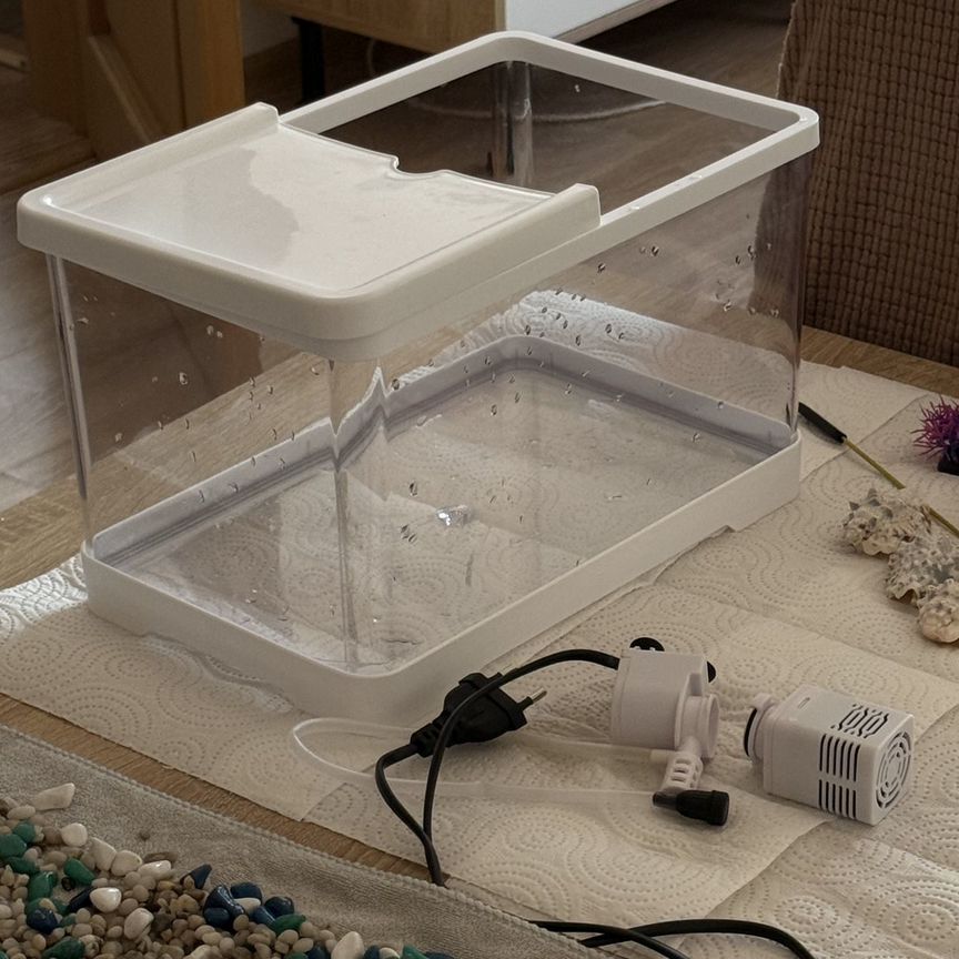 Аквариум для рыбок и черепах