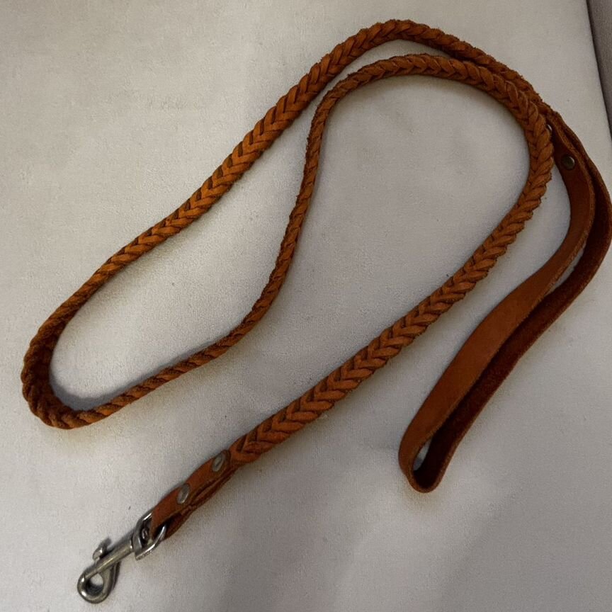 Кожаный поводок для собак ручная работа
