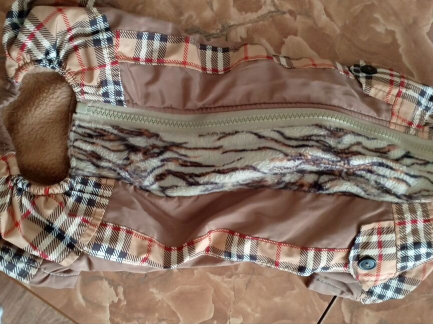 Комбинезон и Вязаные кофты на собаку