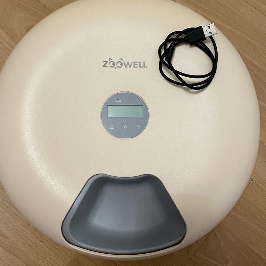Автоматическая кормушка zoowell
