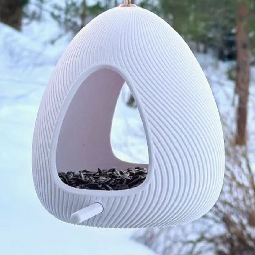 Кормушка для птиц пластик