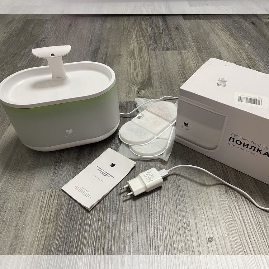 Фонтан поилка для кошек