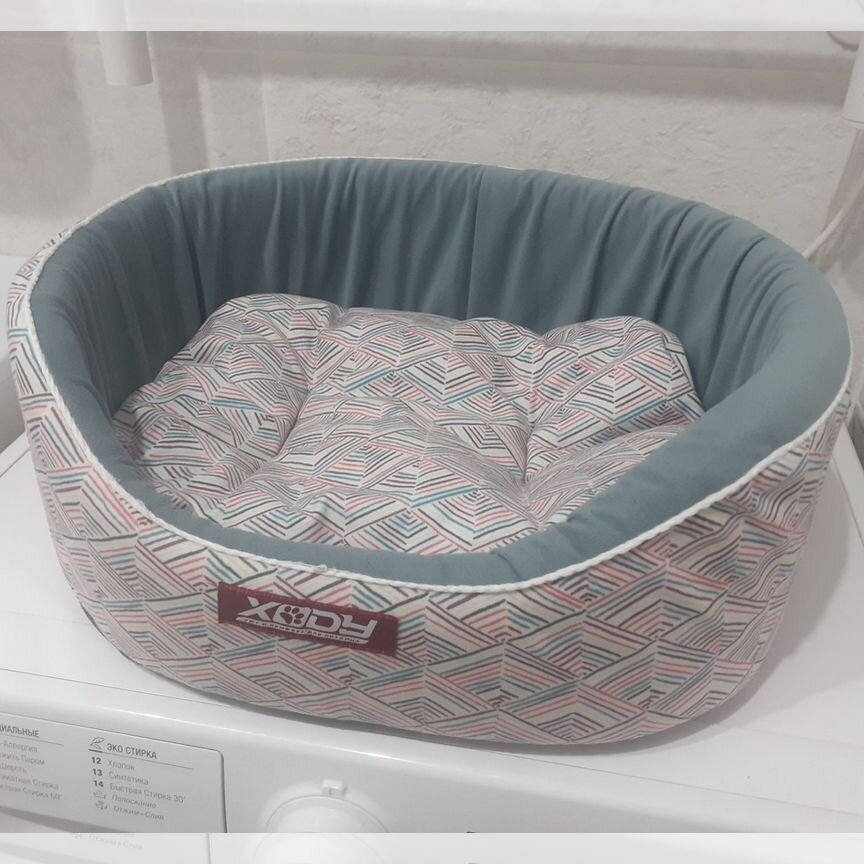 Лежанка для кошек