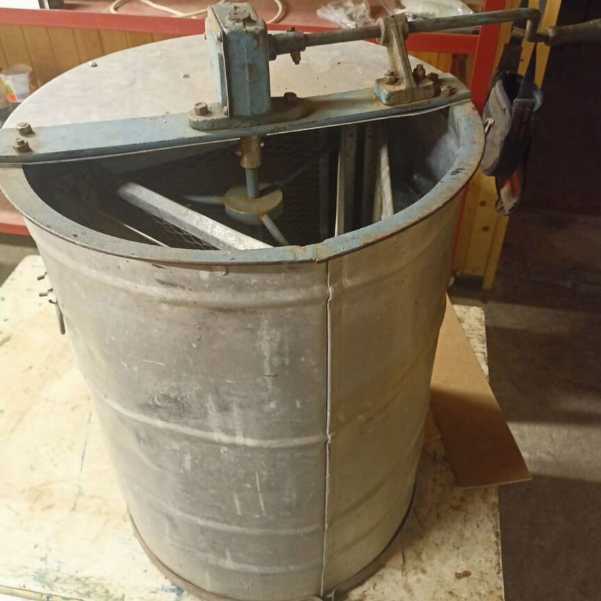 Медогонка 3х рамочная