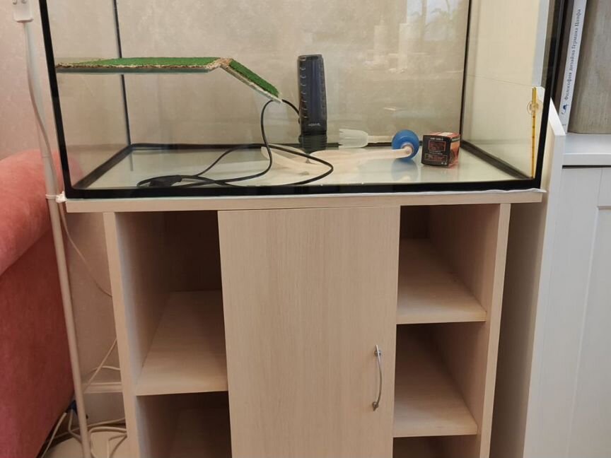 Аквариум с тумбой для черепахи
