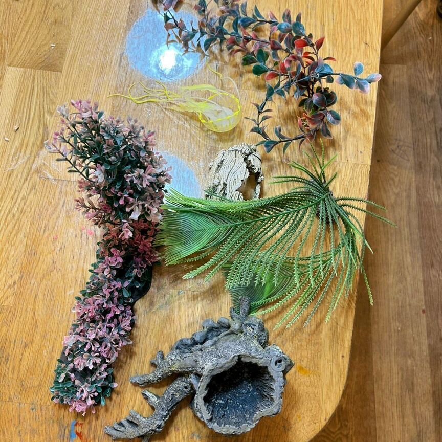 Пластиковый декор для аквариума