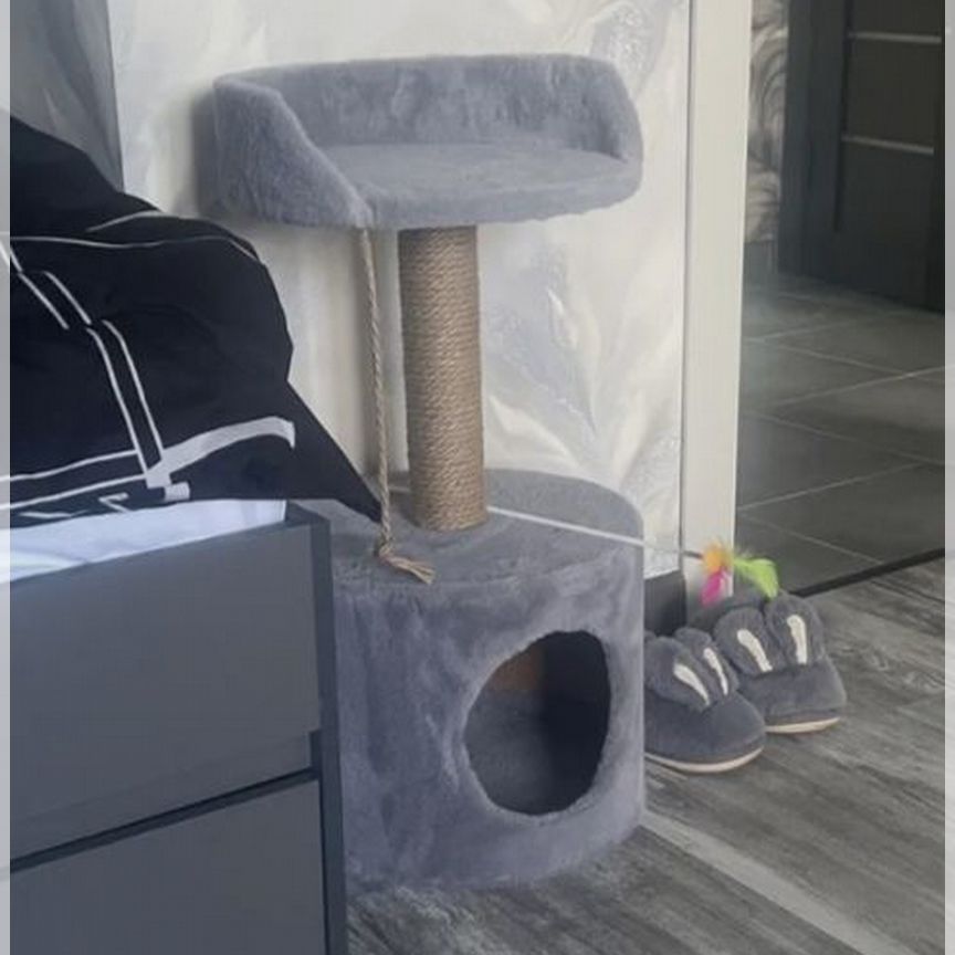 Когтеточка с домиком новая