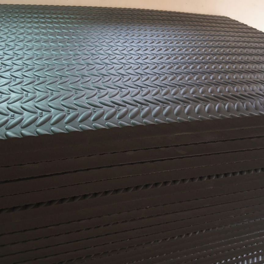 Плита / коврик для коров, 44мм (1,9х1,2) Эва мат