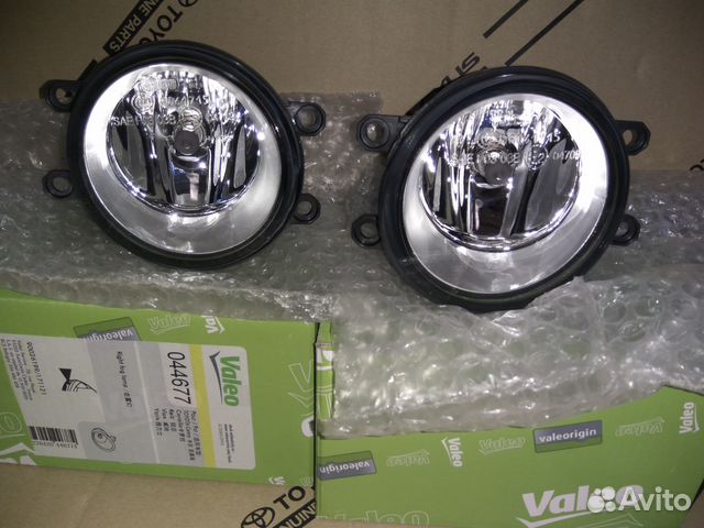 Противотуманка Тойота камри 50 (оригинал) купить в Москве Valeo 81210 ...