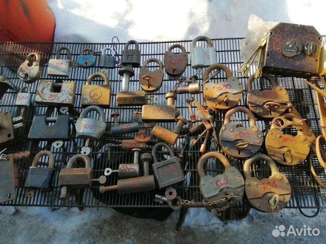 Старинные навесные замки купить в Кургане | Хобби и отдых | Авито