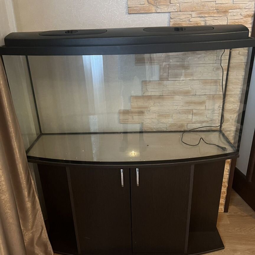 Аквариум с тумбой 260л