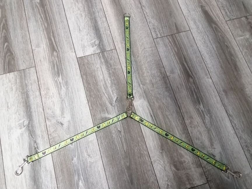 Сворка, поводок для двух собак