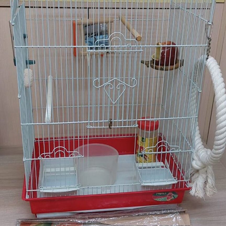 Продаётся клетка для попугаев
