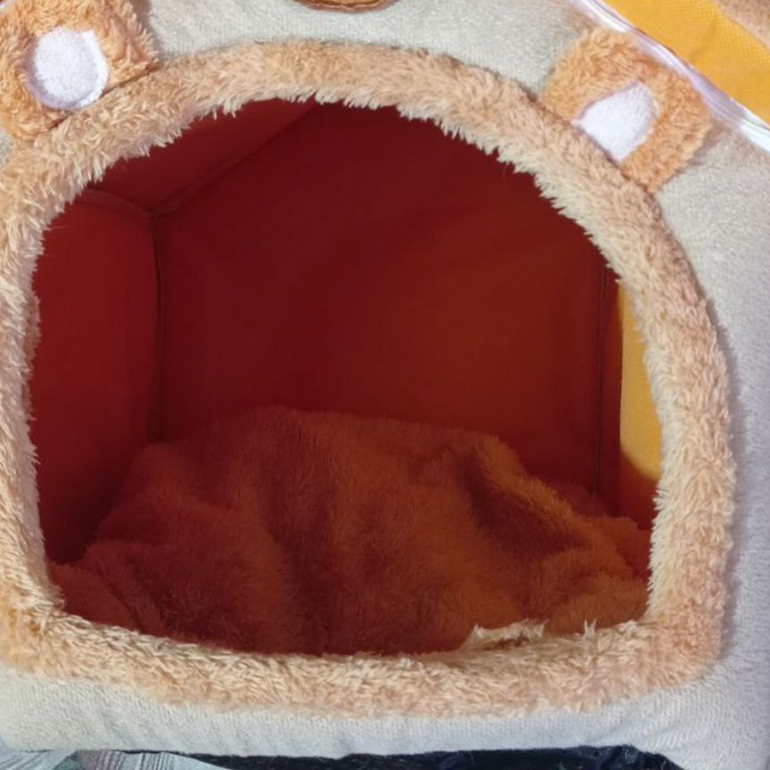 Будка для кошки или собаки мелкой породы б/у