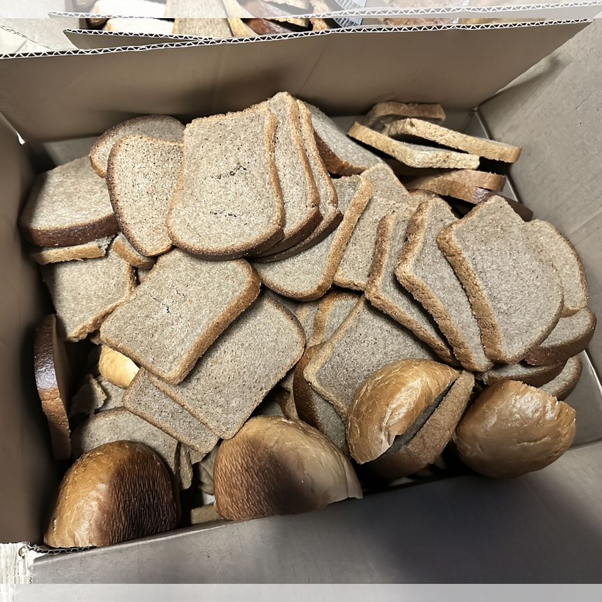 Хлеб на корм животным