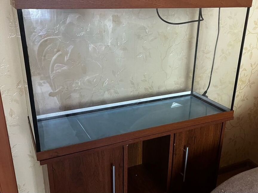Аквариум с тумбой 175л