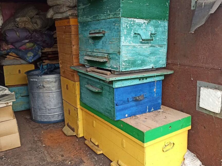 Ульи 10, 16 рамочные и лежаки на 26 рамок