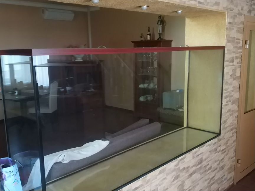 Аквариум большой 700л