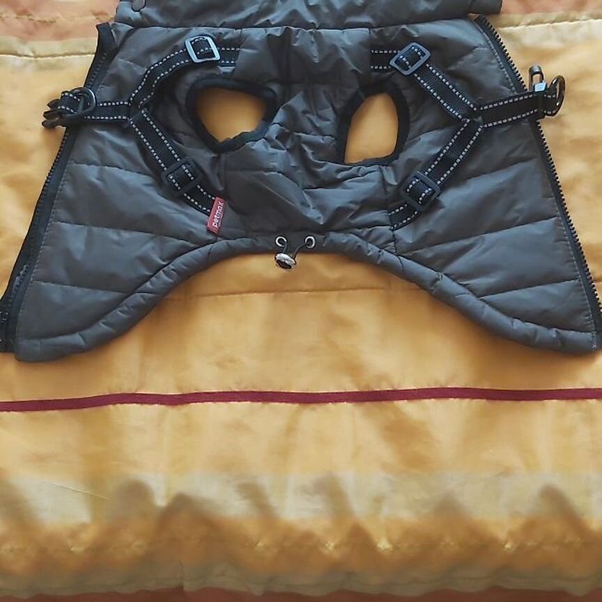 Куртка со шлейкой зеленая размер М