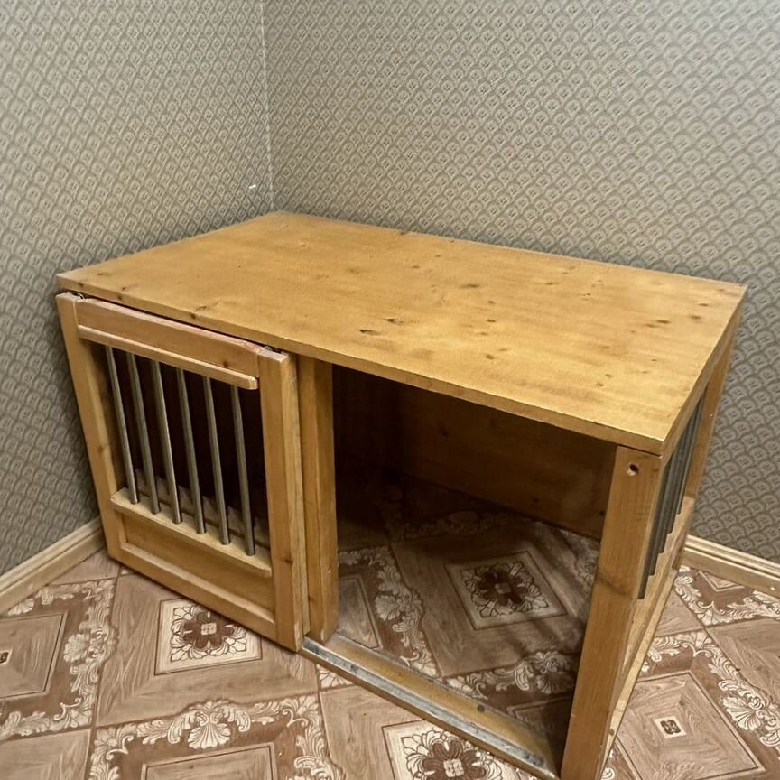 Клетка для собак из дерева