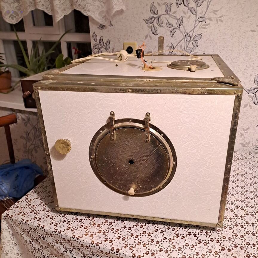 Инкубатор на 60 яиц ссв времён