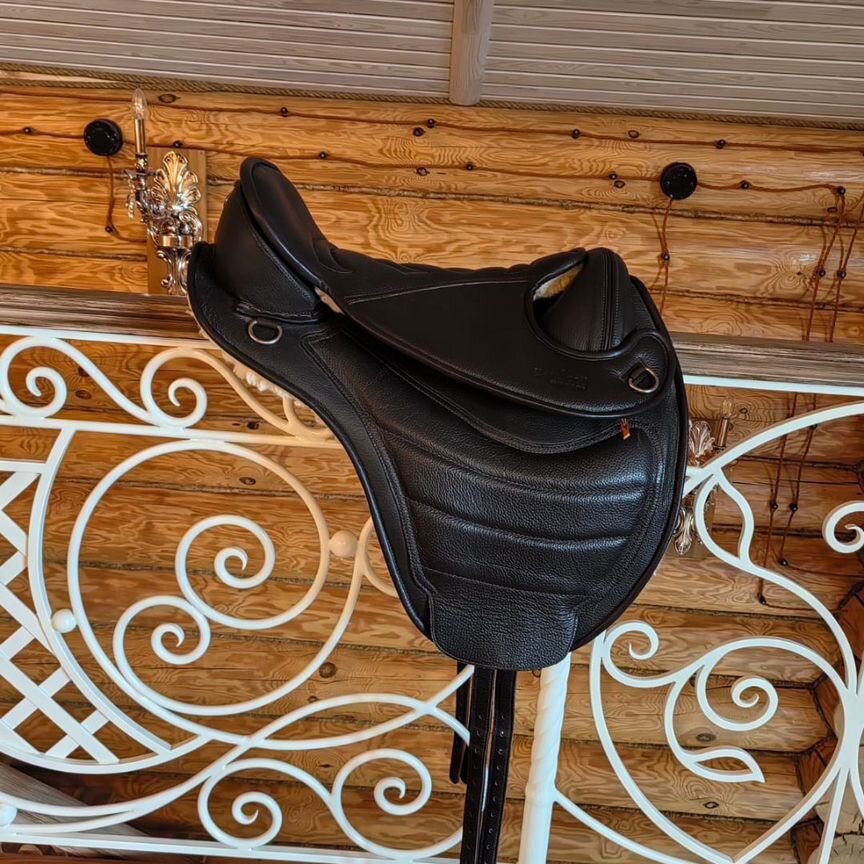 Продам седло