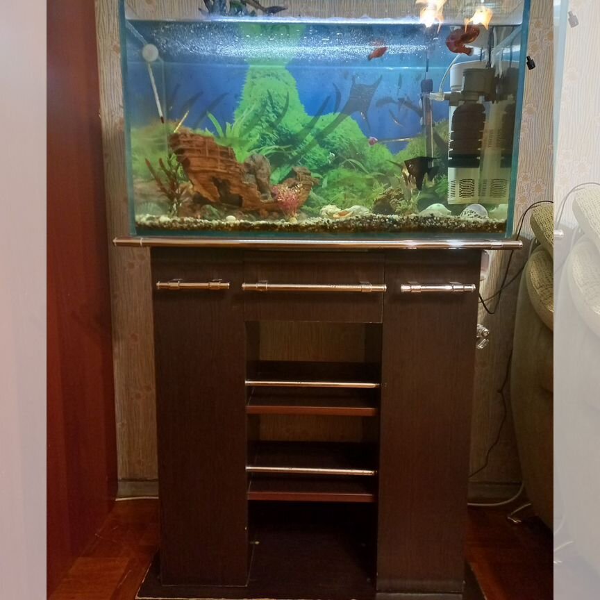 Аквариум 130л с тумбой