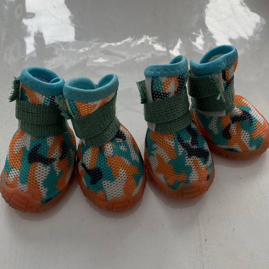 Обувь для маленьких собак