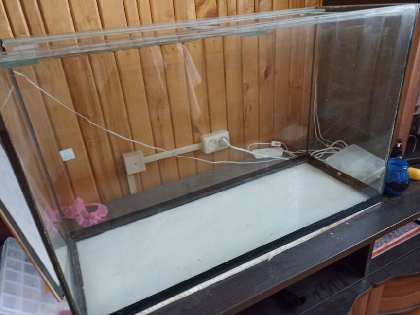 Аквариум на 120 литров с тумбой