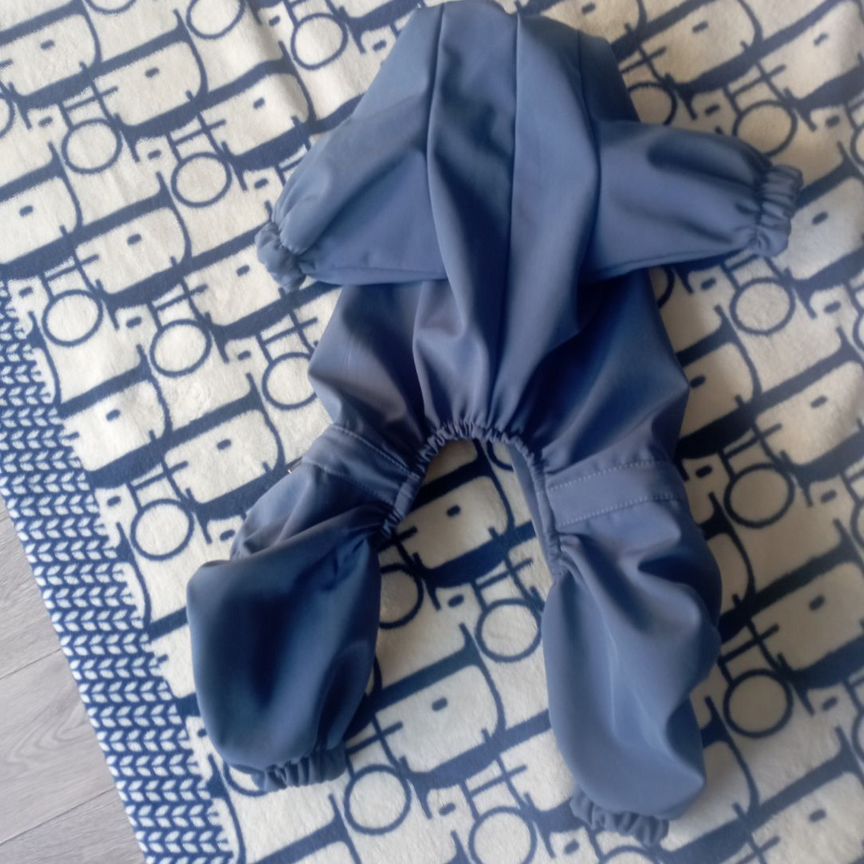 Комбинезон для маленькой собаки