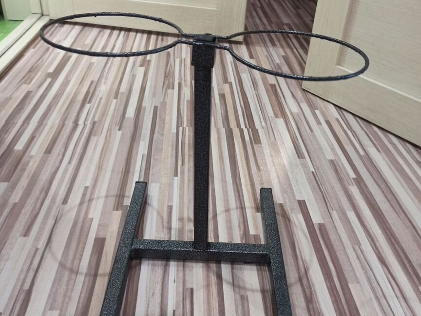 Миски для средней собаки на стойке