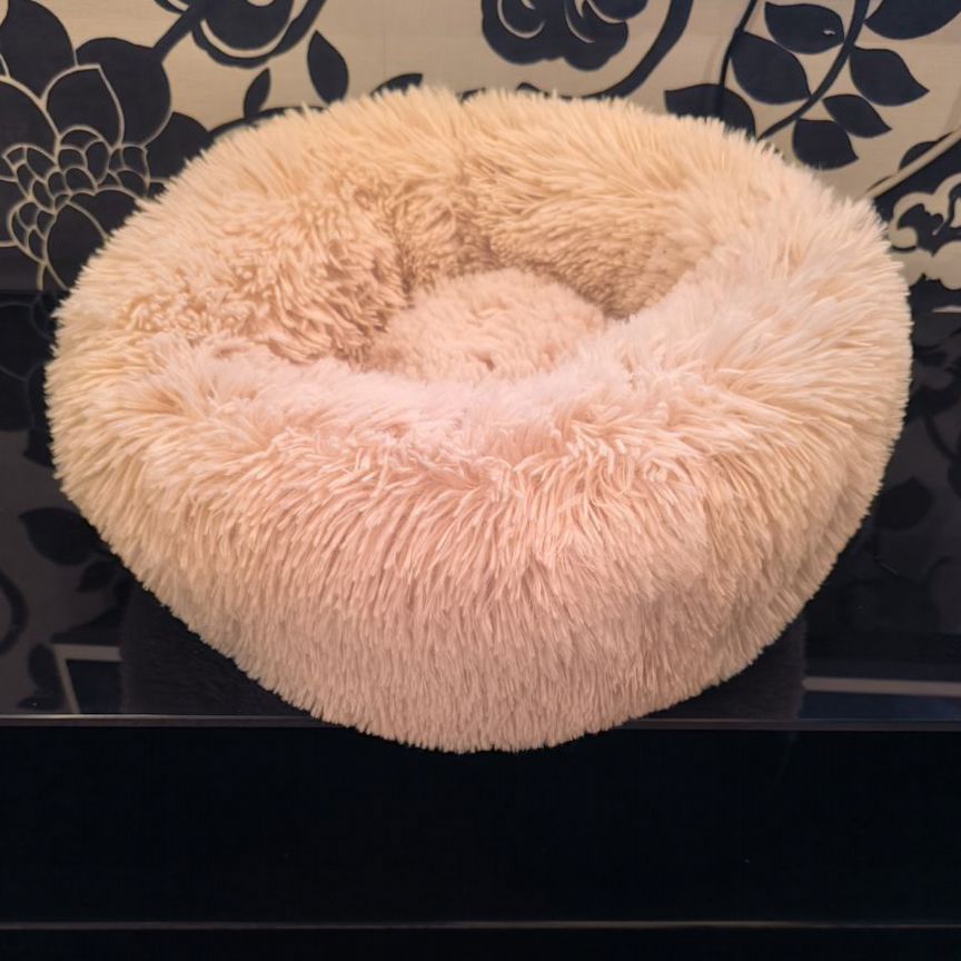 Лежанка для собак и кошек