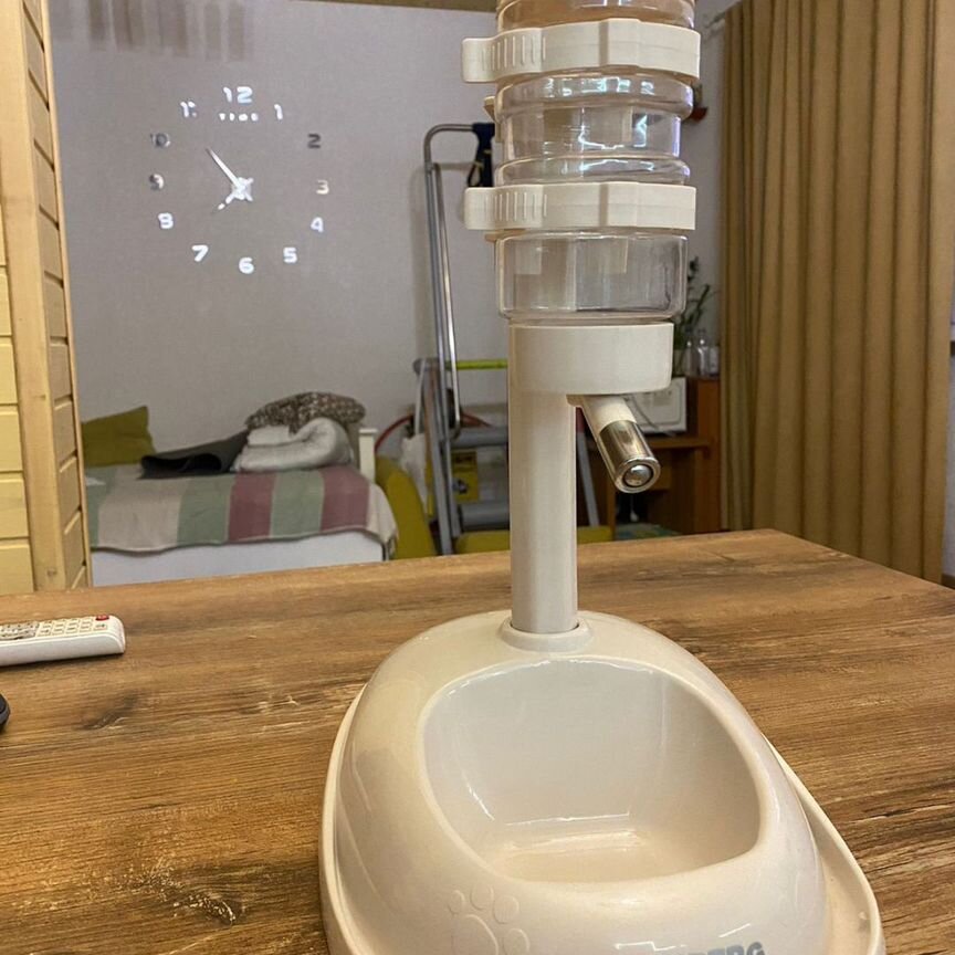 Поилка для собак сухие усы