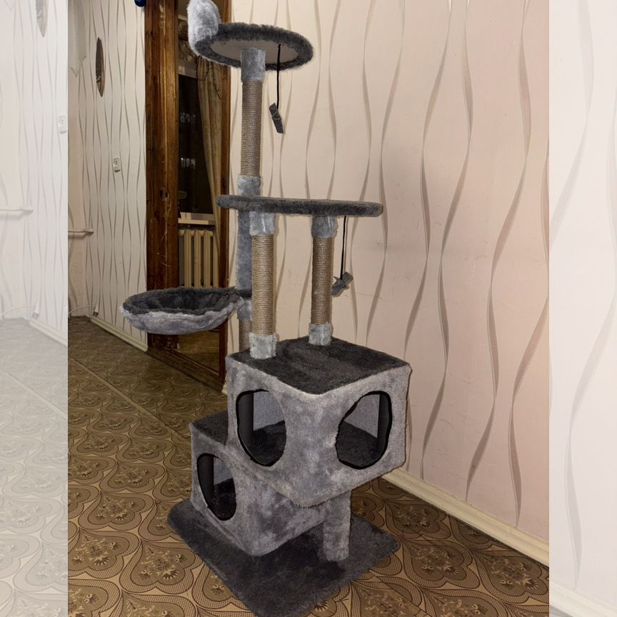 Комплекс когтеточка с двумя домиками для кошек