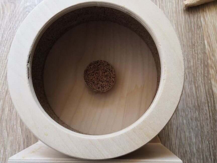 Колесо, подставка в клетку и др для грызунов