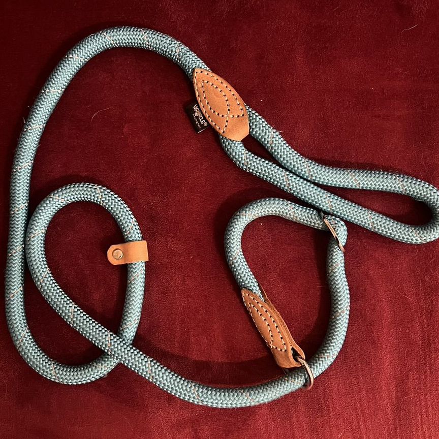 Поводок для собак