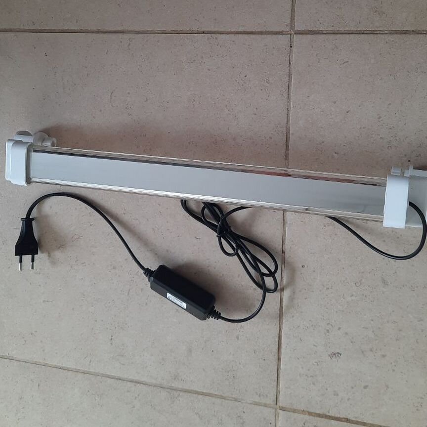 Аквариумный светильник LED laguna 288 Dee 12W