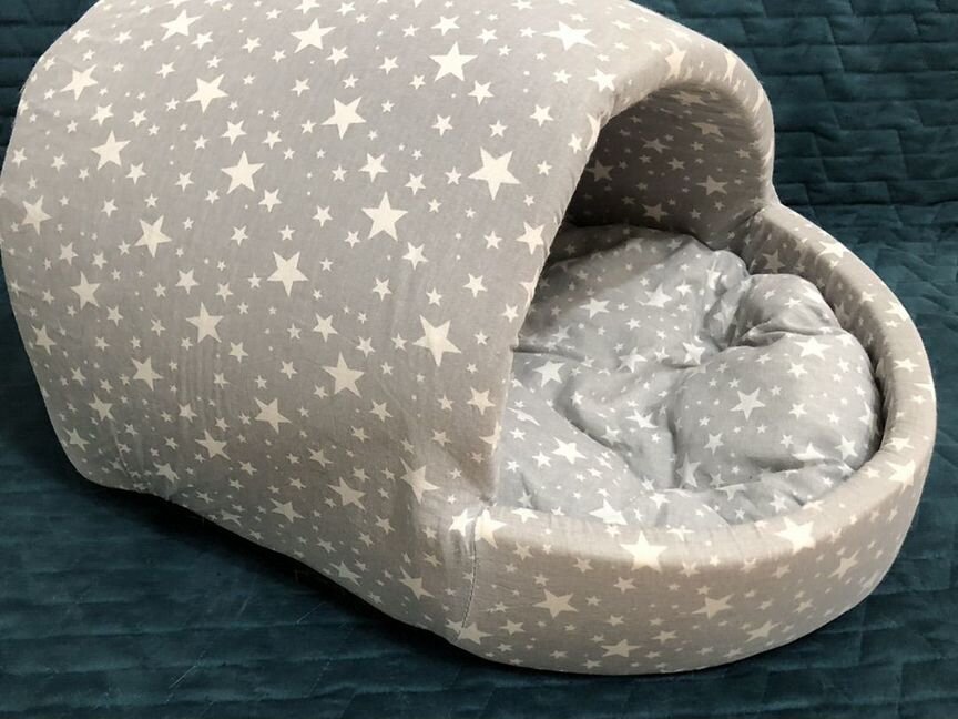 Лежанка для кошек