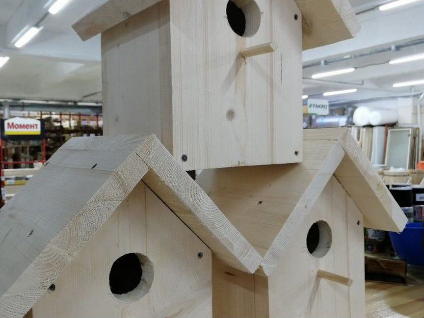 Скворечники и кормушки