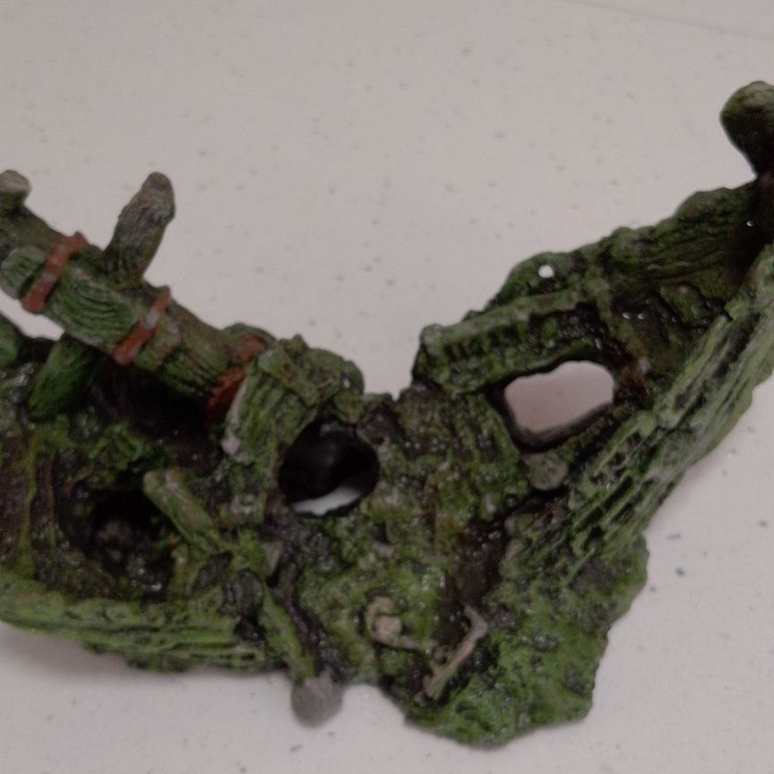 Корабль для аквариума