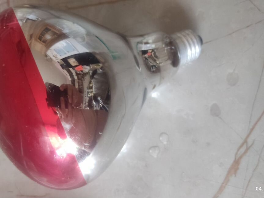 Инфракрасная лампа для обогрева