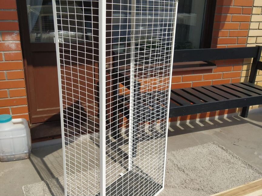 Решетка и балкон для кошки