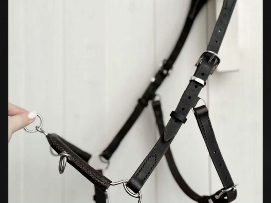 Кавессон кожаный