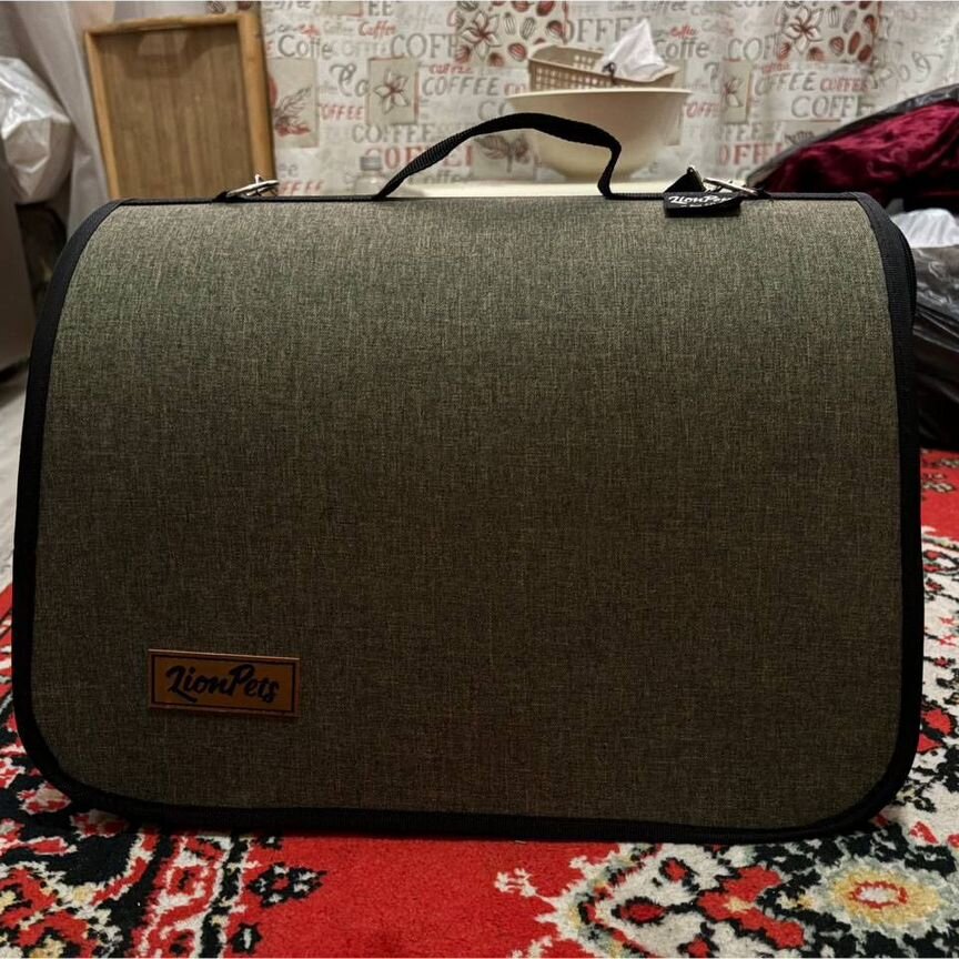 Переноска для кошек Lion Pets