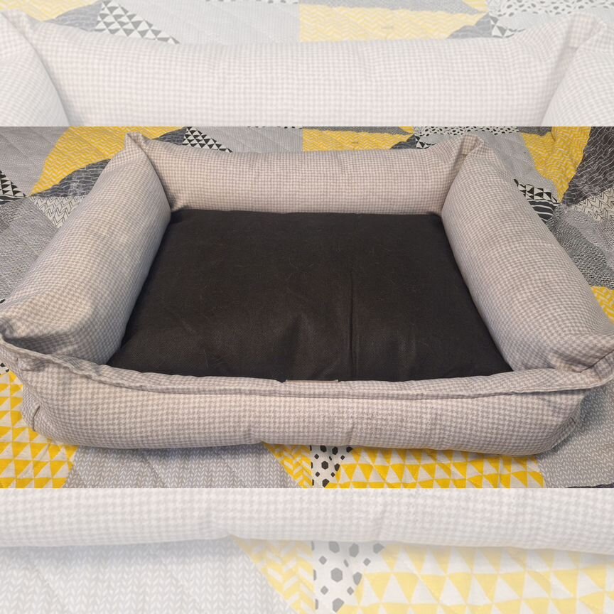 Лежанка для домашних животных